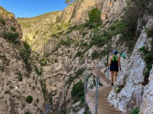 How To Hike Pantano de Relleu & Pasarela de Relleu, Alicante Spain ...
